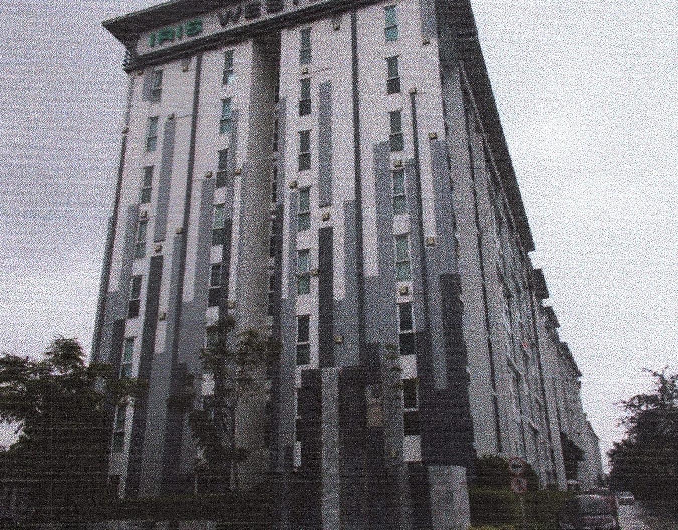 ทรัพย์ธนาคารโดย GHB คอนโดติด MRT คลองบางไผ่ ไอริส เวสท์เกต (Iris Westgate)